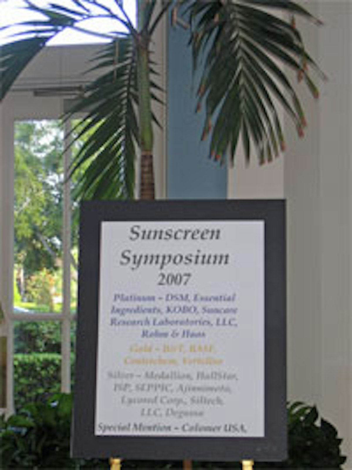 Sunscreen Symposium Debates SPF, UVA/UVB, FDA Proposal and More ...