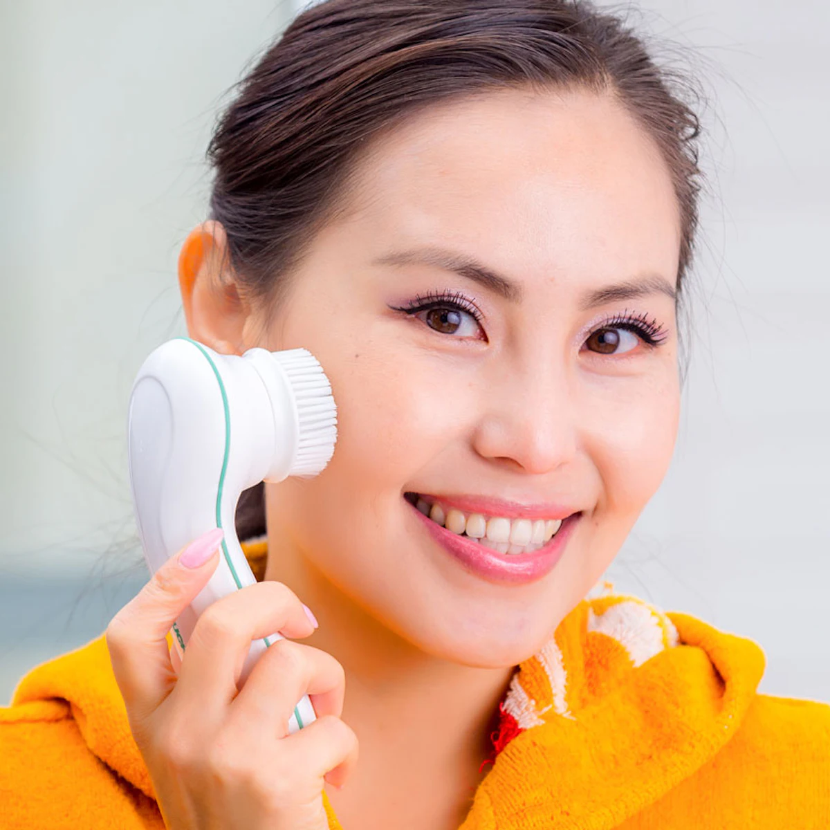 Patent Pick: A Facial Device to Melt Your Heart—and Sebum | Cosmetics ...